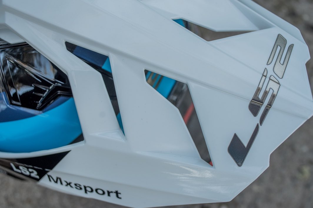 MX701 Explorerc C Frontier – www.ls2helmetspk.com